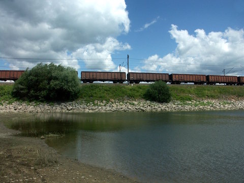 「Waggen」の写真素材 | 32件の無料イラスト画像 | Adobe Stock