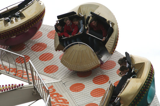 Karusell 이미지 – 찾아보기 844 스톡 사진, 벡터 및 비디오 | Adobe Stock