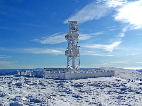 Relaisstation Bilder – Durchsuchen 2,144 Archivfotos, Vektorgrafiken ...