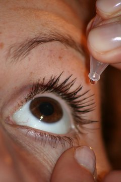 Bindehautsack Bilder – Durchsuchen 1,531 Archivfotos, Vektorgrafiken ...