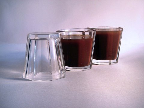 Shot-Glass Bilder – Durchsuchen 174 Archivfotos, Vektorgrafiken und ...