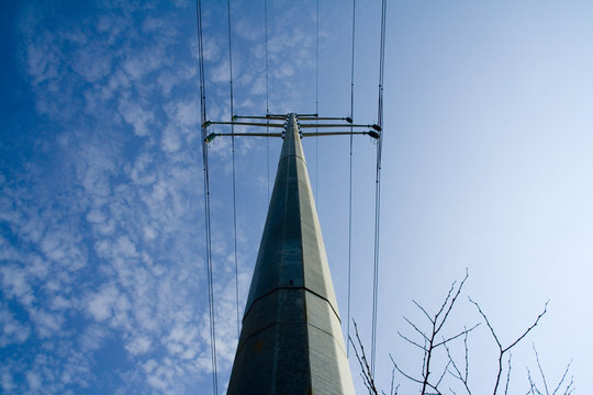 Pylone bilder – Bläddra bland 2,306 stockfoton, vektorer och videor ...