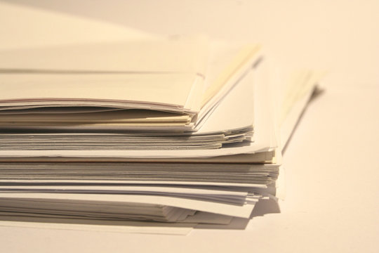 Blätterstapel Bilder – Durchsuchen 21,630 Archivfotos, Vektorgrafiken ...