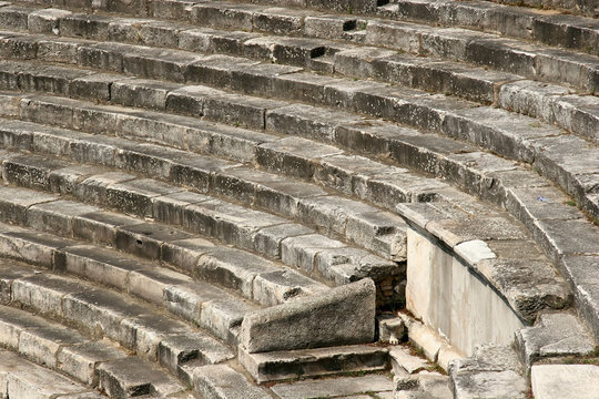 รูปภาพAmphitheater – เลือกดูภาพถ่ายสต็อก เวกเตอร์ และวิดีโอ153,678 ...