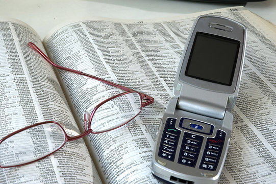 Telefonkatalog bilder – Bläddra bland 24,274 stockfoton, vektorer och ...