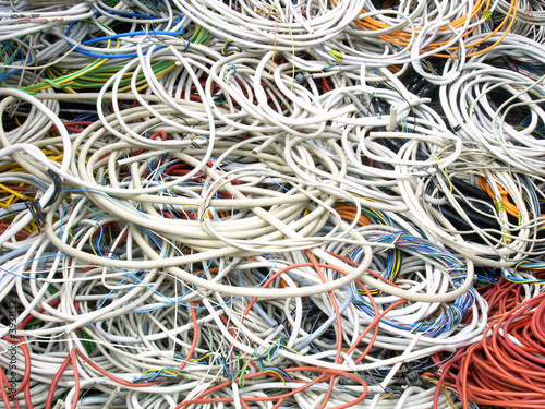 "Kabelsalat" Stockfotos und lizenzfreie Bilder auf Fotolia.com - Bild ...