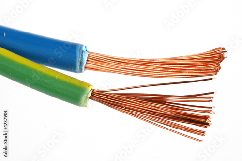 "Dos cables electricos" Stock photo and royalty-free images on Fotolia ...