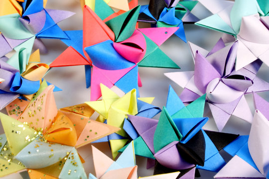 Orgami-Bilder: Stock-Fotos & -Videos. | Adobe Stock