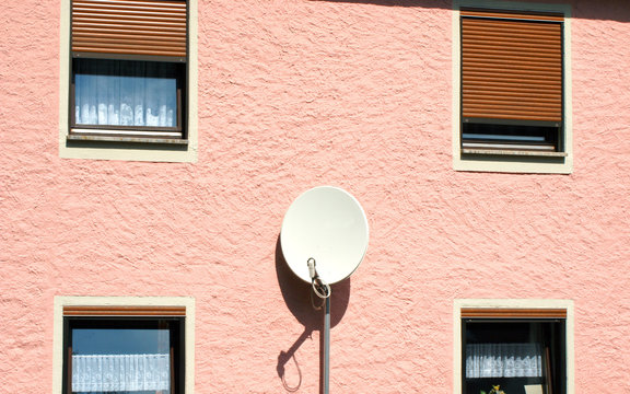 Sat-Antenne-Bilder: Stock-Fotos & -Videos. | Adobe Stock