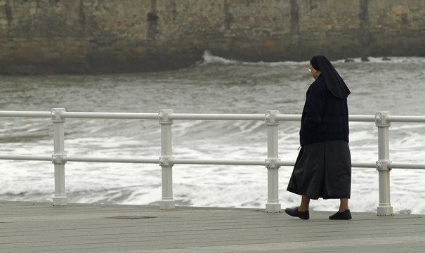 รูปภาพMonja – เลือกดูภาพถ่ายสต็อก เวกเตอร์ และวิดีโอ1,616 | Adobe Stock