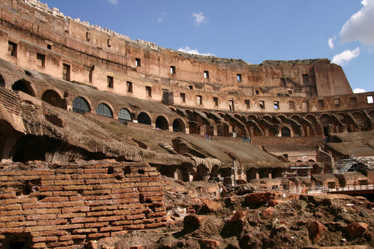 Rovina Bilder – Durchsuchen 2,377 Archivfotos, Vektorgrafiken und ...