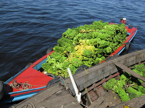 Bananenschiff Bilder – Durchsuchen 475 Archivfotos, Vektorgrafiken und ...