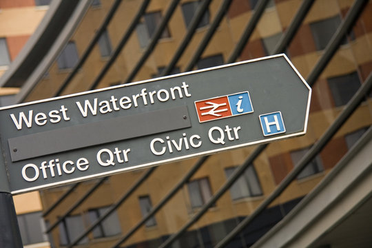 Leeds West Yorkshire Images – Browse 3,023 Stock Photos, Vectors, and ...