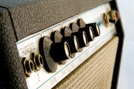 "Tube Amplifier" Bilder – Durchsuchen 480 Archivfotos, Vektorgrafiken ...