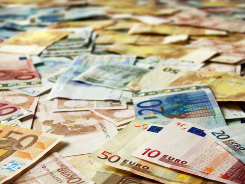 「Geldhaufen」の画像 - 704 件の Stock 写真、ベクターおよびビデオ | Adobe Stock