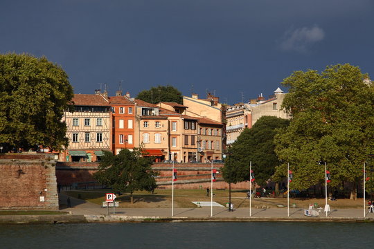 Quaie Bilder – Durchsuchen 50 Archivfotos, Vektorgrafiken und Videos ...