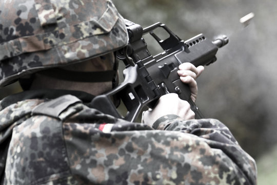 รูปภาพ"Rifleman – เลือกดูภาพถ่ายสต็อก เวกเตอร์ และวิดีโอ6,581 | Adobe Stock