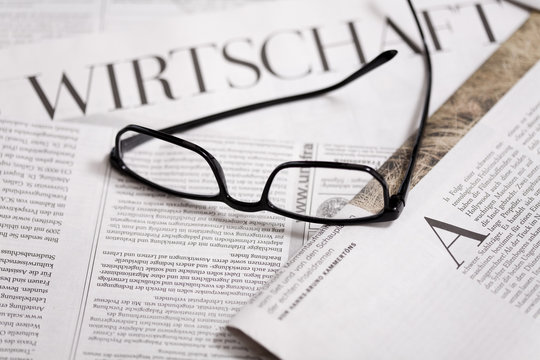 Wirtschaftslage Bilder – Durchsuchen 1,145 Archivfotos, Vektorgrafiken ...