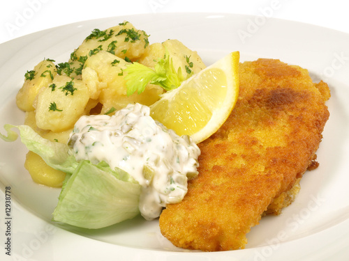 "Backfisch mit Kartoffelsalat und Remoulade" Stock photo and royalty ...