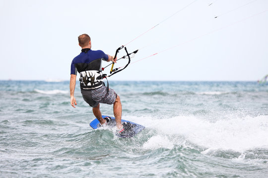 Paraboarding Bilder – Durchsuchen 51,003 Archivfotos, Vektorgrafiken ...