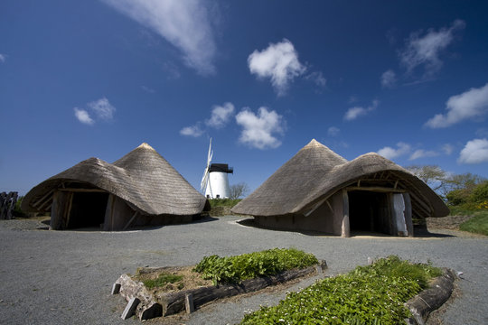 รูปภาพRoundhouse – เลือกดูภาพถ่ายสต็อก เวกเตอร์ และวิดีโอ4,297 | Adobe ...