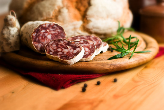 Salamibrot Bilder – Durchsuchen 78,586 Archivfotos, Vektorgrafiken und ...