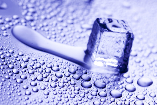 รูปภาพFrozon – เลือกดูภาพถ่ายสต็อก เวกเตอร์ และวิดีโอ66 | Adobe Stock