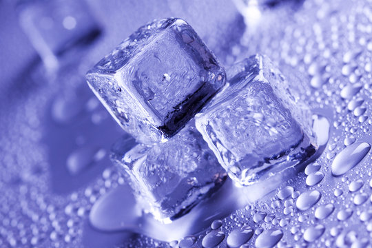 รูปภาพFrozon – เลือกดูภาพถ่ายสต็อก เวกเตอร์ และวิดีโอ66 | Adobe Stock