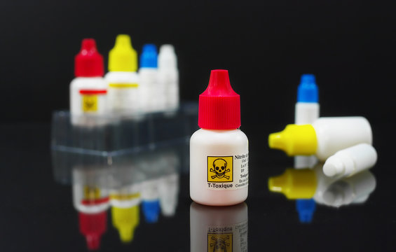 Ballistite Bilder – Durchsuchen 90 Archivfotos, Vektorgrafiken und ...