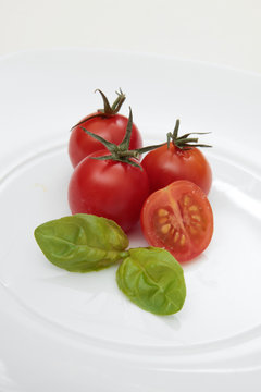 Cocktailtomaten Images – Browse 3,033 Stock Photos, Vectors, and Video ...