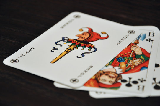 รูปภาพKartenstapel – เลือกดูภาพถ่ายสต็อก เวกเตอร์ และวิดีโอ131 | Adobe ...