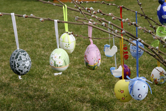 「Osterbaum」の写真素材 | 358件の無料イラスト画像 | Adobe Stock