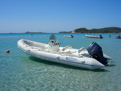 Gommone Images – Browse 656 Stock Photos, Vectors, and Video | Adobe Stock