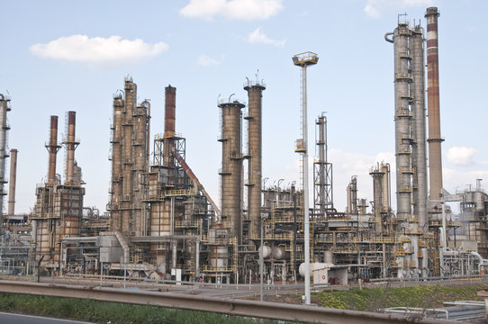 Raffineria Images – Browse 646 Stock Photos, Vectors, and Video | Adobe ...