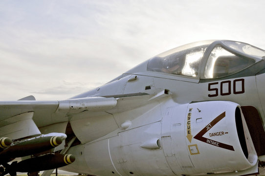 รูปภาพWar-Plane – เลือกดูภาพถ่ายสต็อก เวกเตอร์ และวิดีโอ97 | Adobe Stock