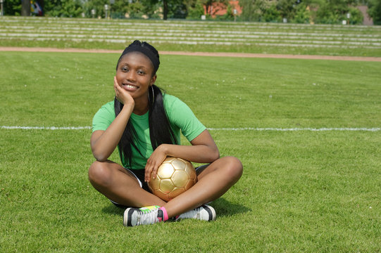 291 BEST Fußballspielerin IMAGES, STOCK PHOTOS & VECTORS | Adobe Stock