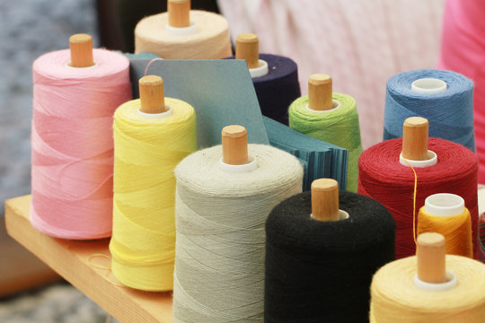 Rocchetti Immagini - Sfoglia 227 foto, vettoriali e video Stock | Adobe ...