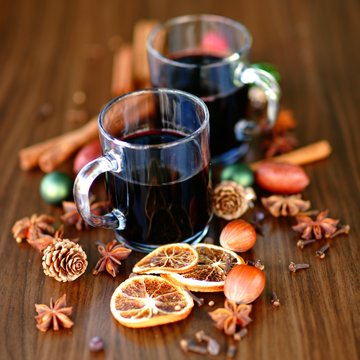 Punsch-Bilder: Stock-Fotos & -Videos. | Adobe Stock