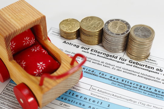 Kindergeldantrag Bilder – Durchsuchen 459 Archivfotos, Vektorgrafiken ...