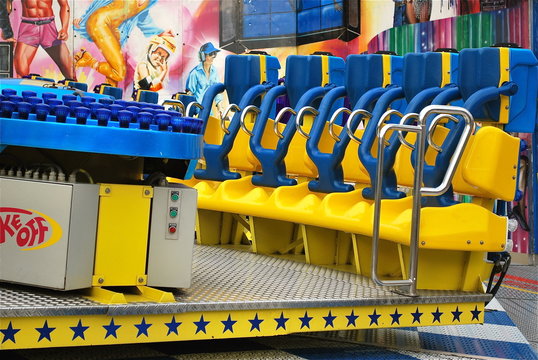 Rummel bilder – Bläddra bland 5,623 stockfoton, vektorer och videor ...