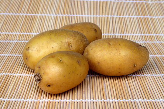 รูปภาพPatatina – เลือกดูภาพถ่ายสต็อก เวกเตอร์ และวิดีโอ337 | Adobe Stock