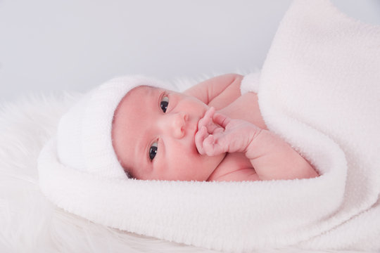 Nourrisson Images – Browse 3,156 Stock Photos, Vectors, and Video ...