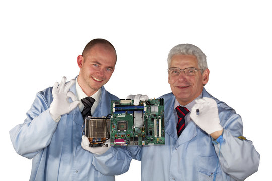 「Computertechniker」の写真素材 | 41件の無料イラスト画像 | Adobe Stock