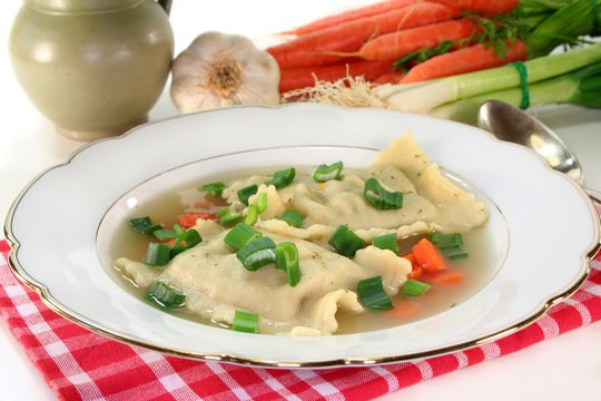Maultaschensuppe Images – Browse 95 Stock Photos, Vectors, and Video ...