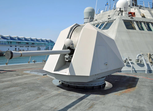"Naval Gun" Images – Browse 462 Stock Photos, Vectors, and Video ...