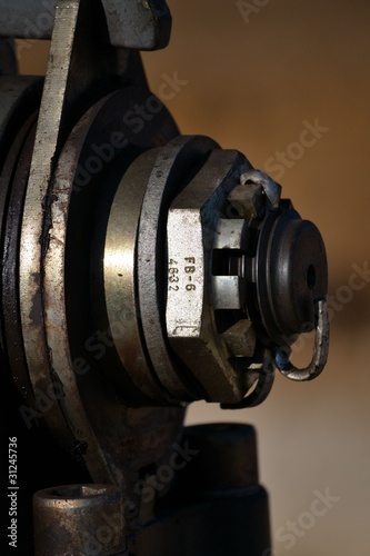 "Schraubsicherung Kronenmutter mit Splint" Stockfotos und lizenzfreie ...