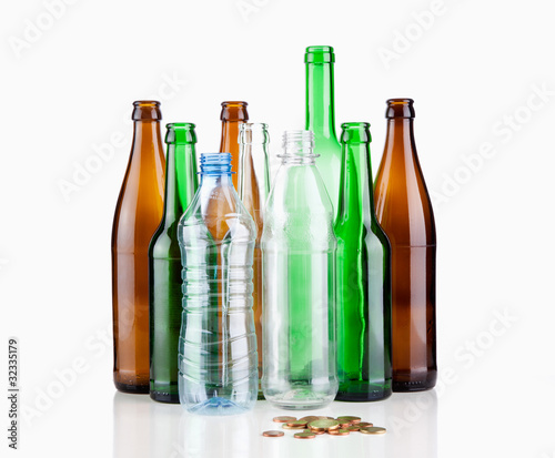 "Leergut" Stockfotos und lizenzfreie Bilder auf Fotolia.com - Bild 32335179