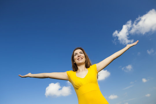 "Arms Up" Bilder – Durchsuchen 21,617 Archivfotos, Vektorgrafiken und ...