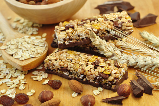 Getreideriegel Bilder – Durchsuchen 417 Archivfotos, Vektorgrafiken und ...