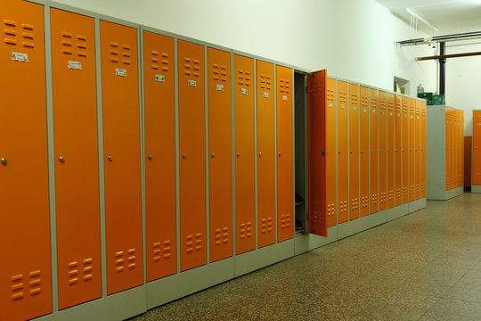 Spind bilder – Bläddra bland 387 stockfoton, vektorer och videor ...